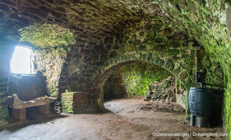 The Grim History of Dunnottar Castle - Dreamstime