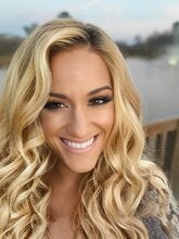 Tiffany Hawthorne (Bloounikorn) - Contributor Profile on Dreamstime