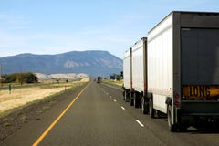 18 Wheeler Stock Photos - Royalty Free Stock Images