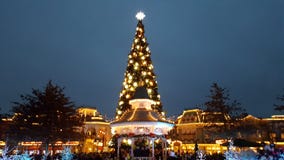 Disney land Paris editorial photography. Image of europe - 35951002