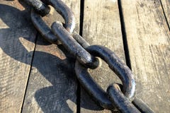 Cadenas Grandes Del Hierro Del Ancla De Las Naves Imagen de archivo ...