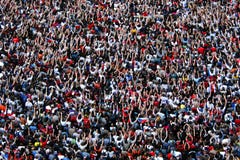 Huge Crowd Of 800,000 People On Anti-Government Demonstration Paralyzed ...