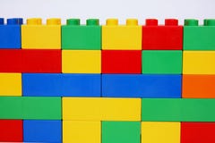 Pared de ladrillo de Lego imagen editorial. Imagen de configuración ...