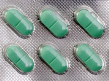 Pillule verte photo stock. Image du chemical, santé, médecine - 25479090