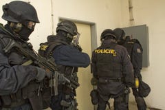 POLICE SWAT HK G36 Assault Rifle Editorial Photo - Image: 25225546