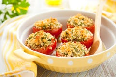 Ofen Gebratene Tomaten Mit Einer Provencale Kruste Stockfoto - Bild ...