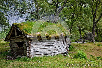 Abandoned Hut In The Forest Royalty Free Stock Photo - Image: 26622305