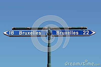 Ambiguous Road-sign. Royalty-Free Stock Image | CartoonDealer.com #930742