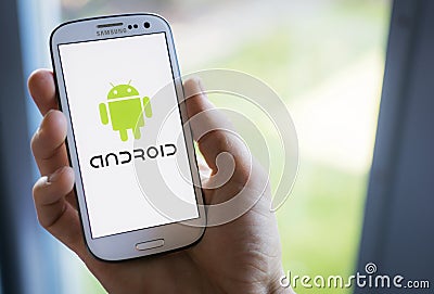 Android Mobile Phone Operating System On Samsung Smartphone Editorial ...