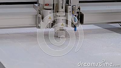 Box Cutting and Creasing Plotter during Work - Cnc Flatbed Cutter ...