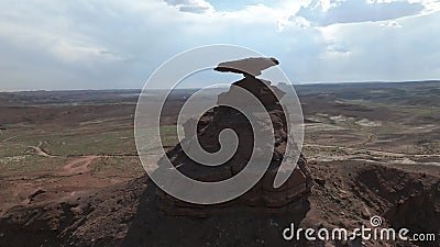 The Balancing Stone Called Mexican Hat Rock in Utah. Mexican Hat at ...
