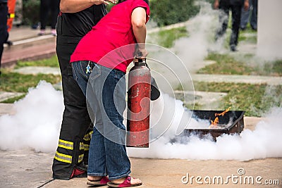Basic Fire Fighting And Evacuation Fire Drill Simulation Training For ...