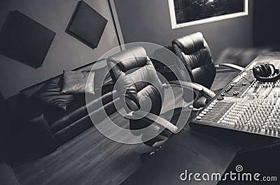 Classy Professional Recording Studio Setup, Large Desk With Mixing ...