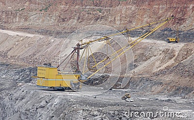 Dragline Excavator In A Opencast Coal Mine Stock Image - Image: 16043301