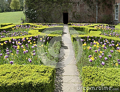 Formal English Garden In Spring Stock Photo - Image: 9190980