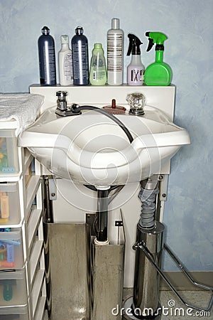 Hair Washing Sink At Salon Stock Photo - Image: 12624430