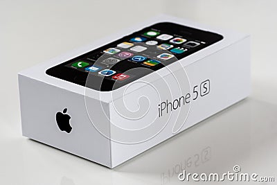 IPhone 5S Box Editorial Stock Image - Image: 35666734