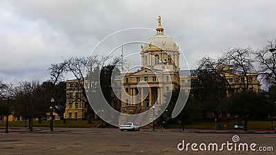 4K UltraHD Timelapse of the McLennan County Courthouse in Waco, Texas ...
