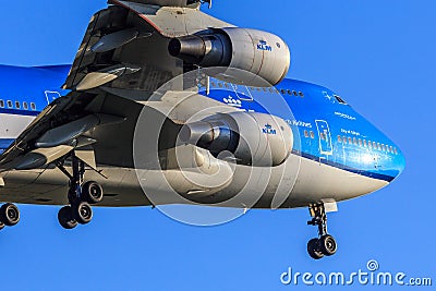 KLM Boeing 747-400 With Engines Editorial Photo | CartoonDealer.com ...