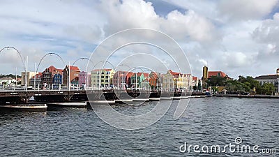 Koningin Emma Bridge, Curacao, Drijvende Brug Stock Video - Video ...