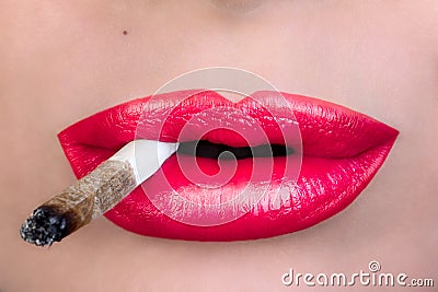 No smoking (Labios de mujer que fuman) - Blog El Maestro