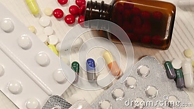 Medicina - Farmaci Da Vendere Su Ricetta Medica Stock Footage - Video ...