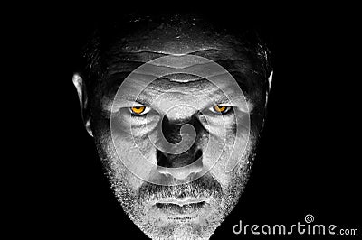 menacing - définition - What is