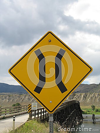 Narrow Bridge Sign Stock Photo | CartoonDealer.com #7087818