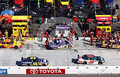 NASCAR - Pit Stops! Editorial Stock Photo - Image: 8939183