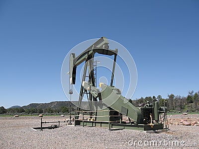 Oil Derrick at work in Alberta, Canada. - Stock Image - Everypixel