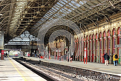 Platforms 2 And 3 Preston Railway Station Editorial Photo - Image: 39860466