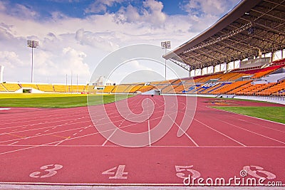 Oval Running Track stock image. Image of stadium, racecourse - 19031429