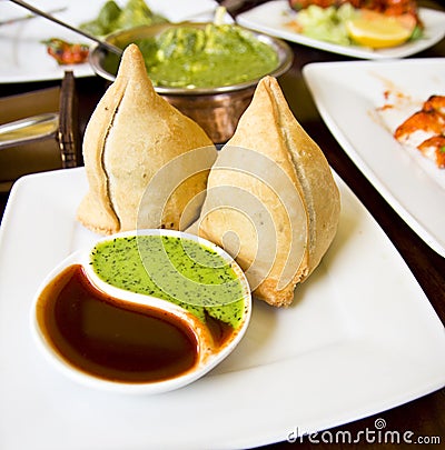 Indian Snacks- Chole Samosa Chaat Stock Photo - Image of laccha, party ...