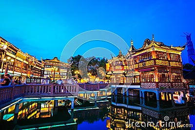 Shanghai Yuyuan Garden At Night Stock Images - Image: 34009344