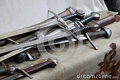 Spade Medievali Royalty-Free Stock Photo | CartoonDealer.com #43797663