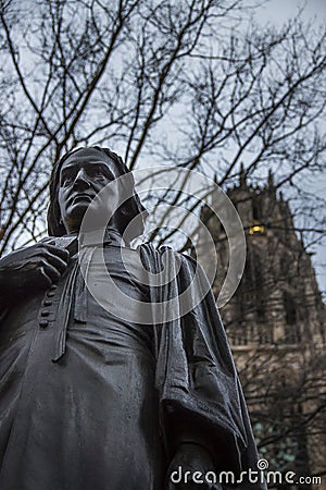 Statue Of Abraham Pierson At Yale University Stock Photography ...
