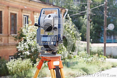 Tachymeter A Theodolite For The Rapid Measurement Of Distances In ...