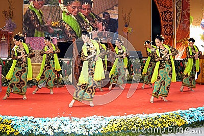 Traditional Malay Dance Editorial Photography - Image: 27902737