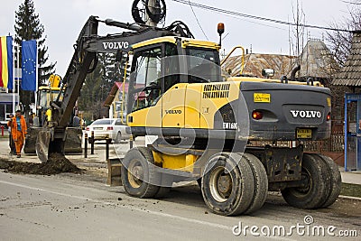 Volvo Digger On Duty Editorial Photo - Image: 51896391