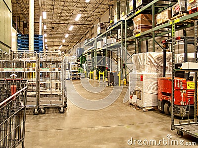 Warehouse Receiving Area Royalty Free Stock Photos - Image: 35929328