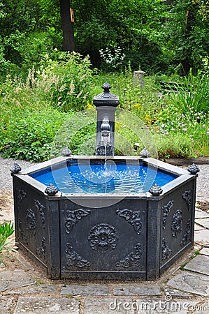 Water Well Stock Photos - Image: 32346143