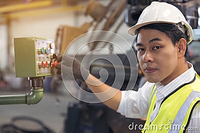 Worker, Man Quality Control, Maintenance, Check In Factory, Warehouse ...