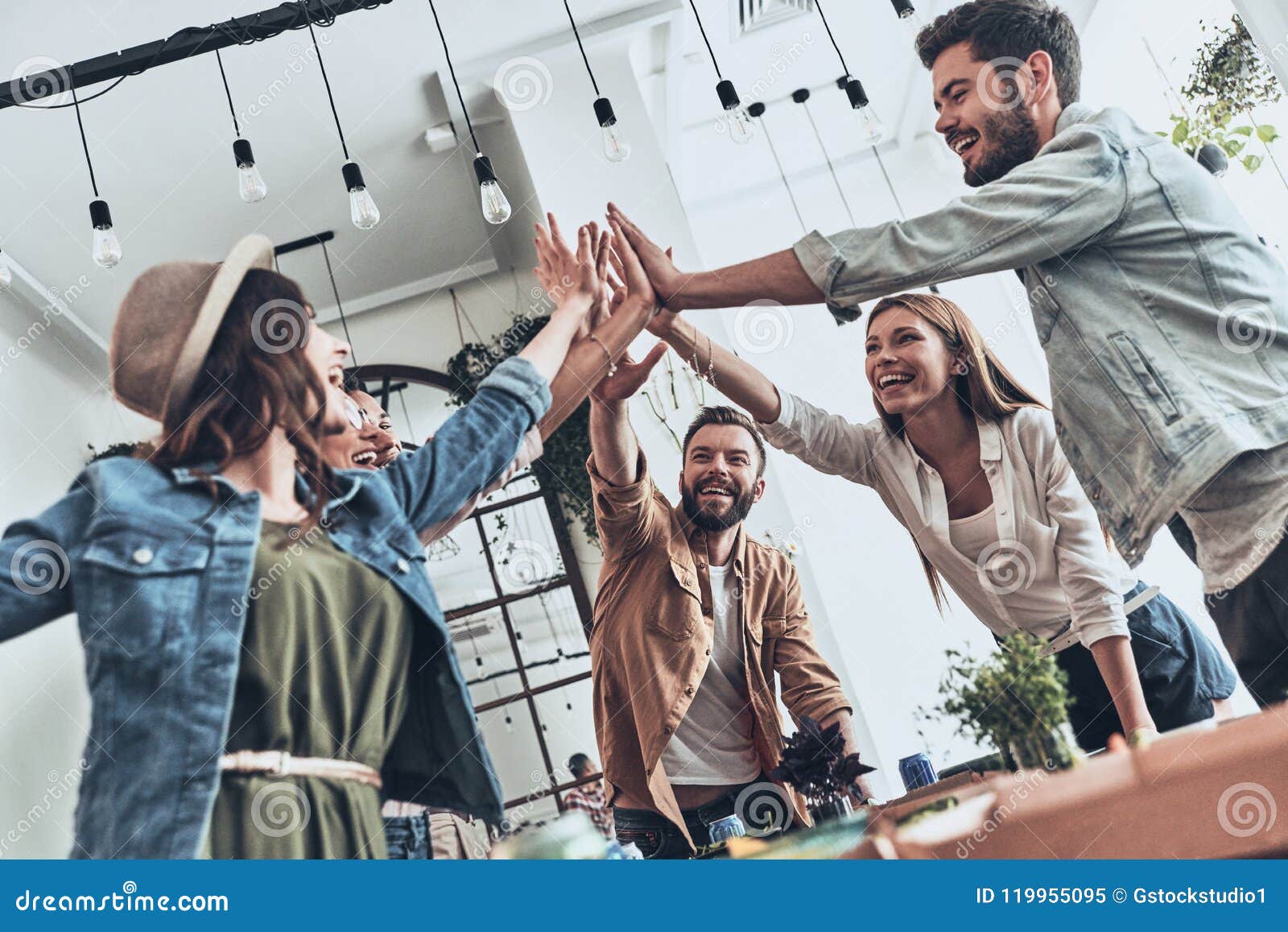 ¡Amigos para siempre! imagen de archivo. Imagen de siempre - 119955095