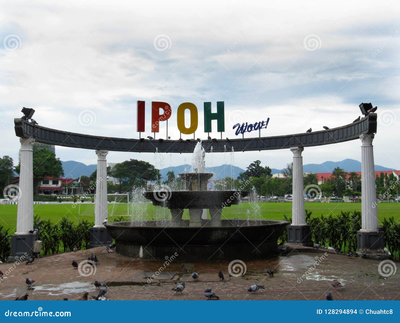 ¡Ipoh wow! Fuente imagen de archivo editorial. Imagen de club - 128294894