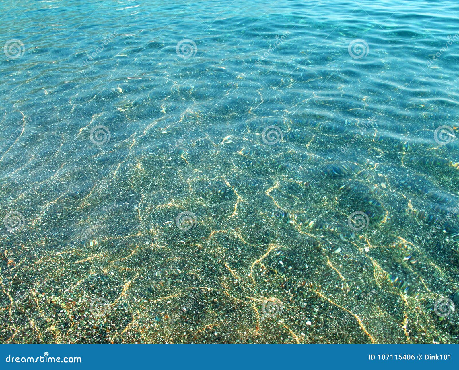 Água de mar transparente foto de stock. Imagem de oceano - 107115406