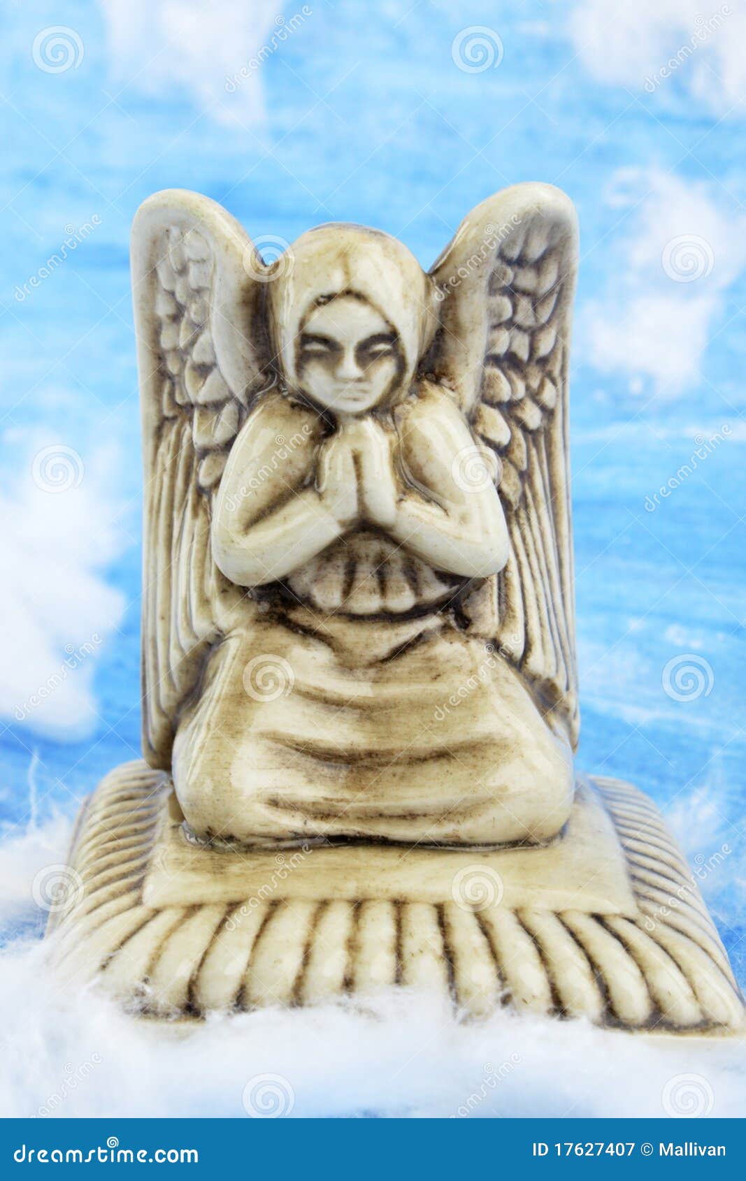 Ángel antiguo imagen de archivo. Imagen de figuras, arte - 17627407
