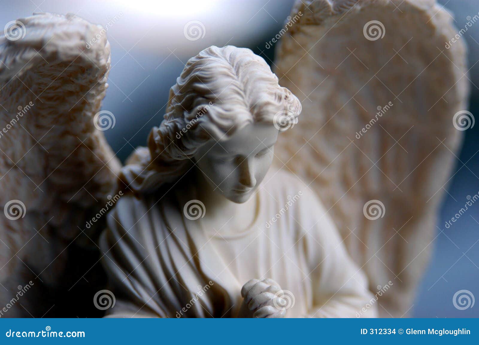 Ángel De La Sopa De Mariscos Foto de archivo - Imagen de figura, piedra ...