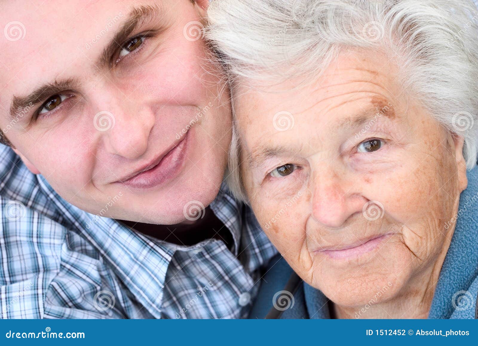 Ältere Frau Und Junger Mann Stockfoto - Bild von frau, nähe: 1512452