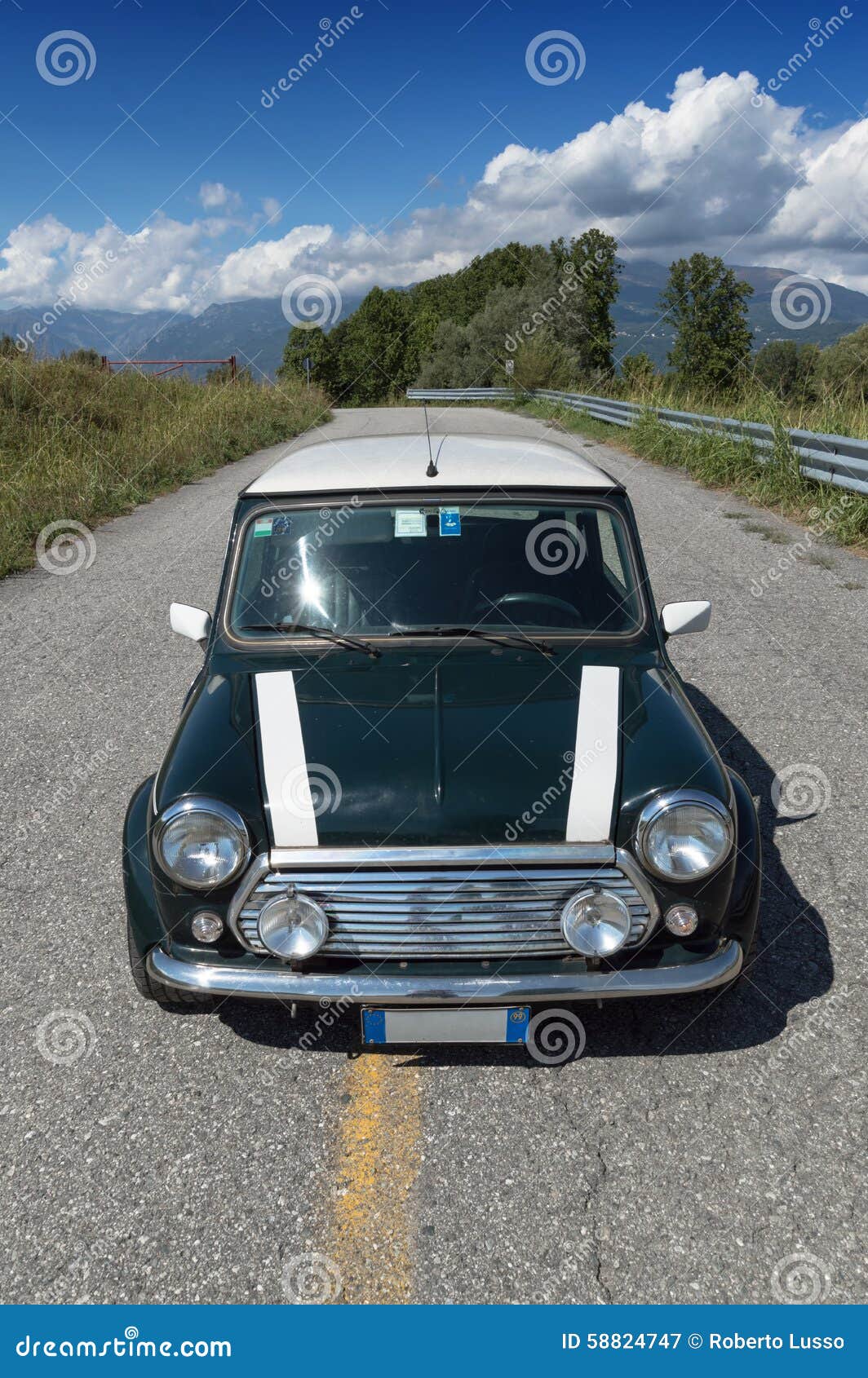 Édition Limitée Verte Mini Cooper Image stock - Image du emballage ...