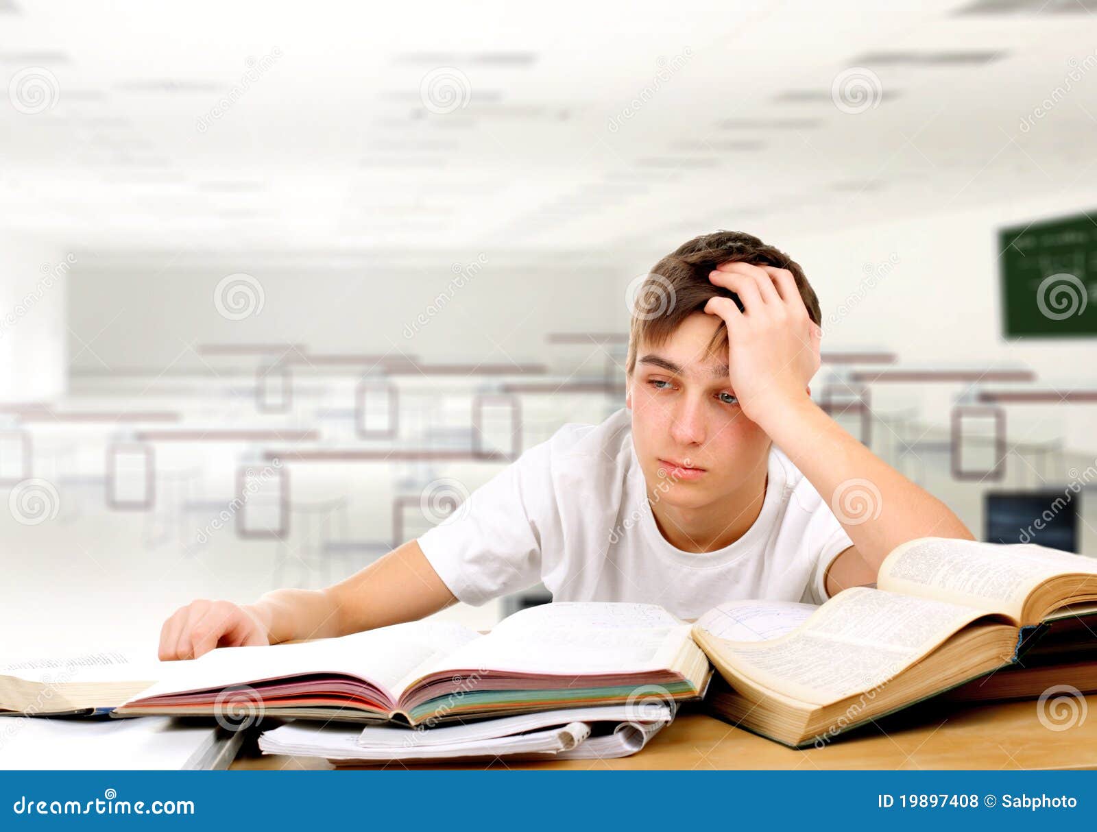 Étudiant fatigué photo stock. Image du pièce, endormi - 19897408